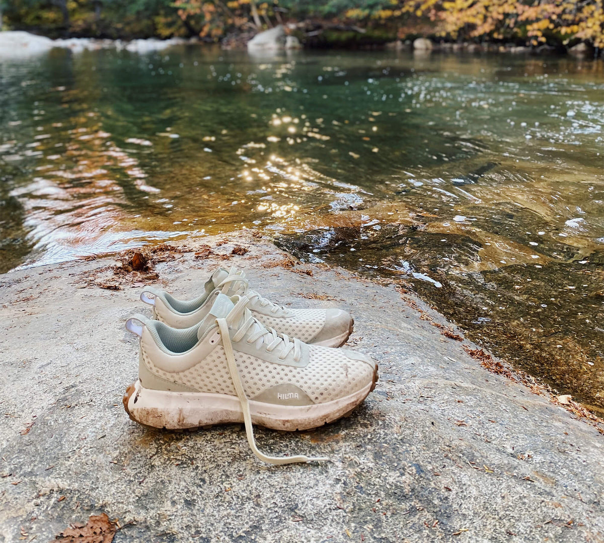 The Everywhere Fit Three in Frozen Dew – Hilma Running Shoes
